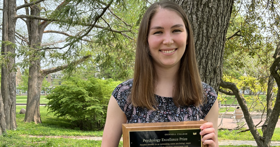 Sarah Schillinger Awarded 2023 Psychology Excellence Prize | Grinnell ...